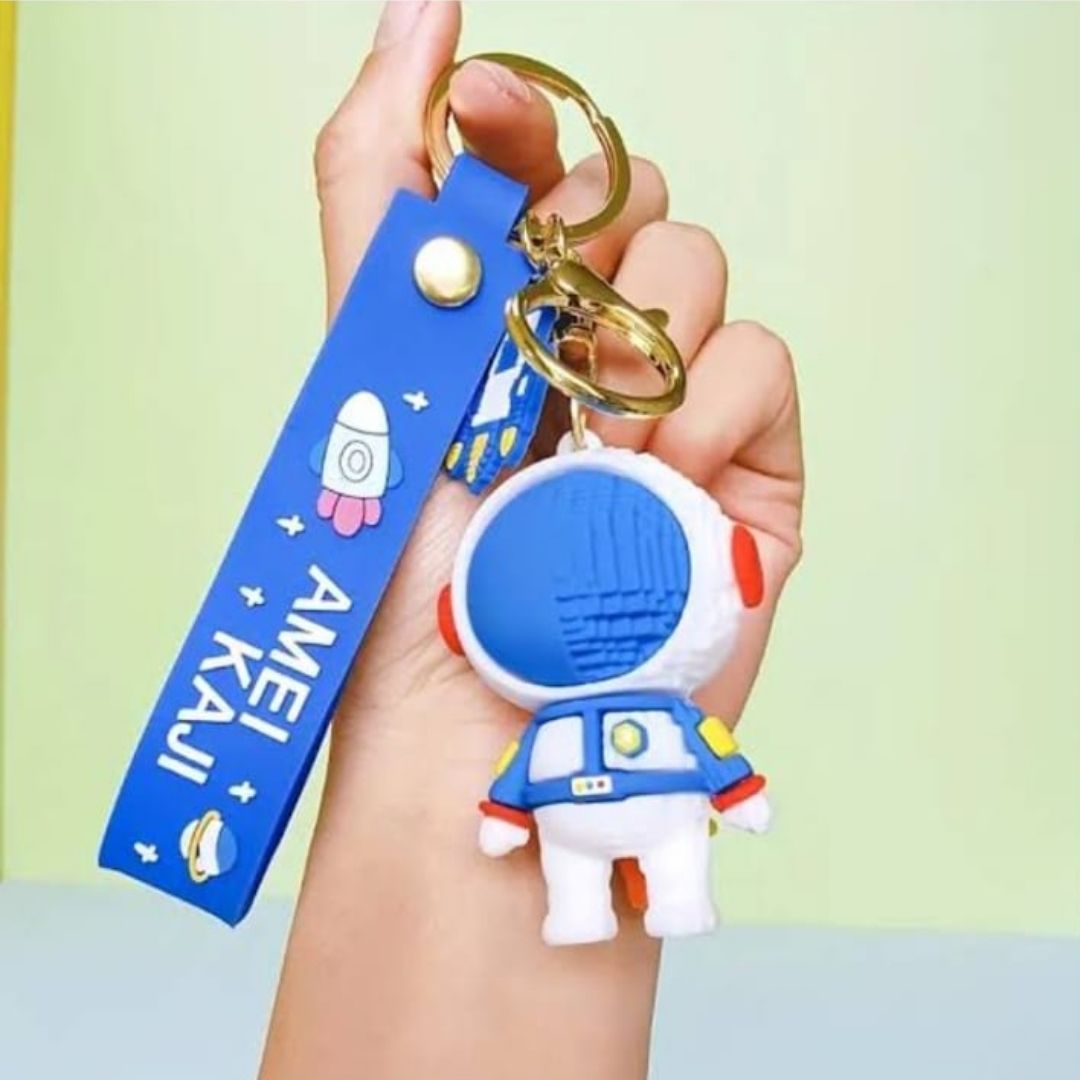 Cool SpaceMan 3D Keychain - TheQuirkyQuest